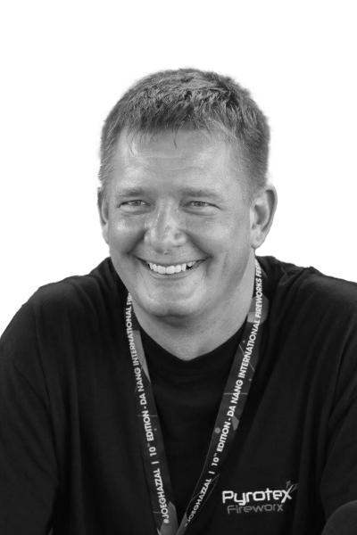 Meet The Team – Signature Fireworks